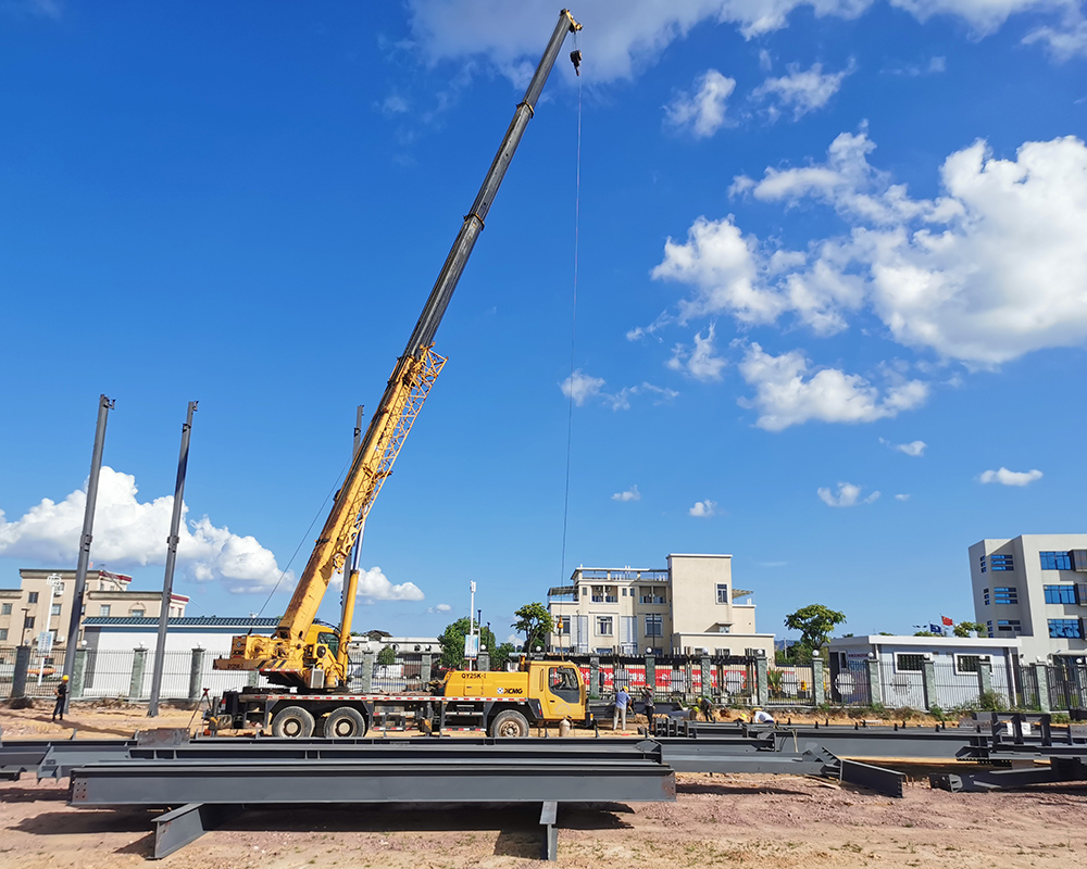 Steel Construction Company - Liyou Steel Structure Factory